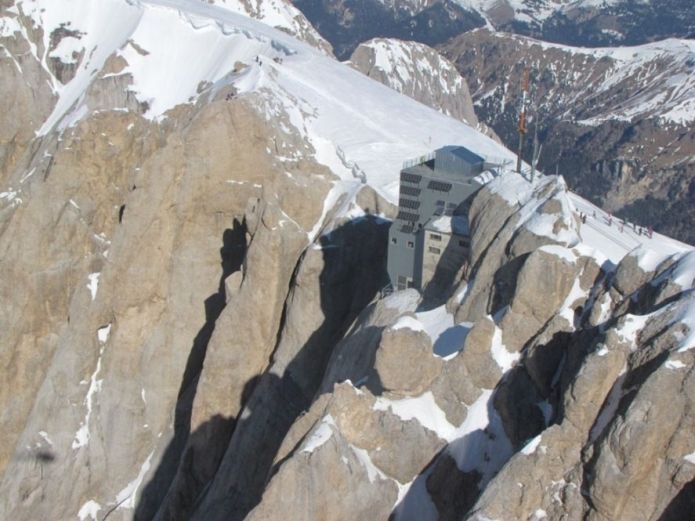 Marmolada, inaugurata la nuova terrazza di Punta Rocca a 3265m.